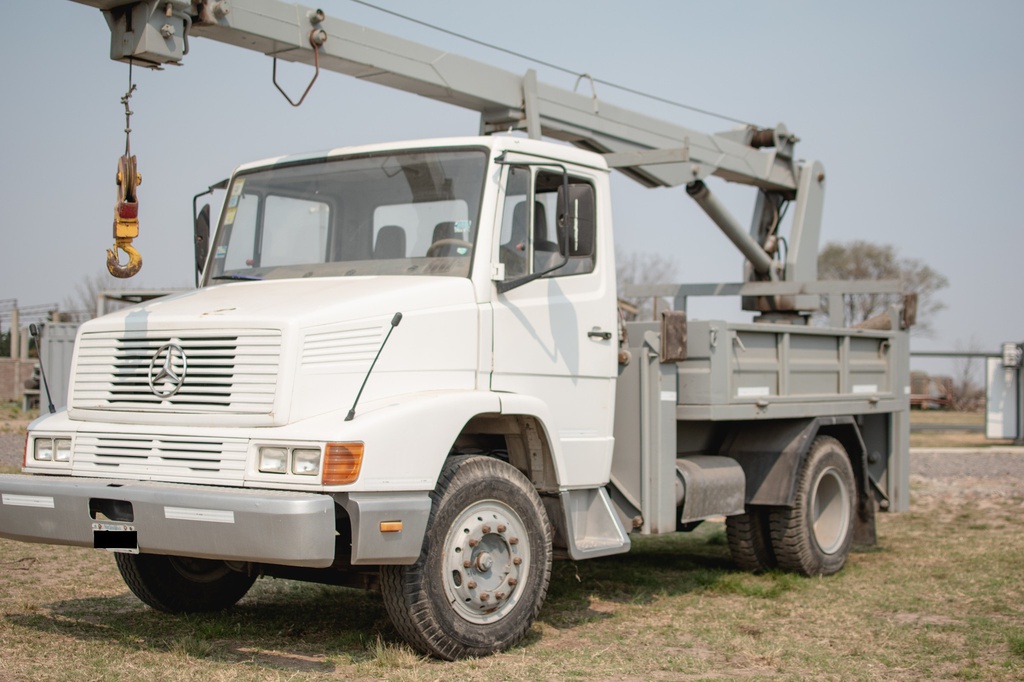 Camion Hidrogrúa 2t M Mb1215 Herdea